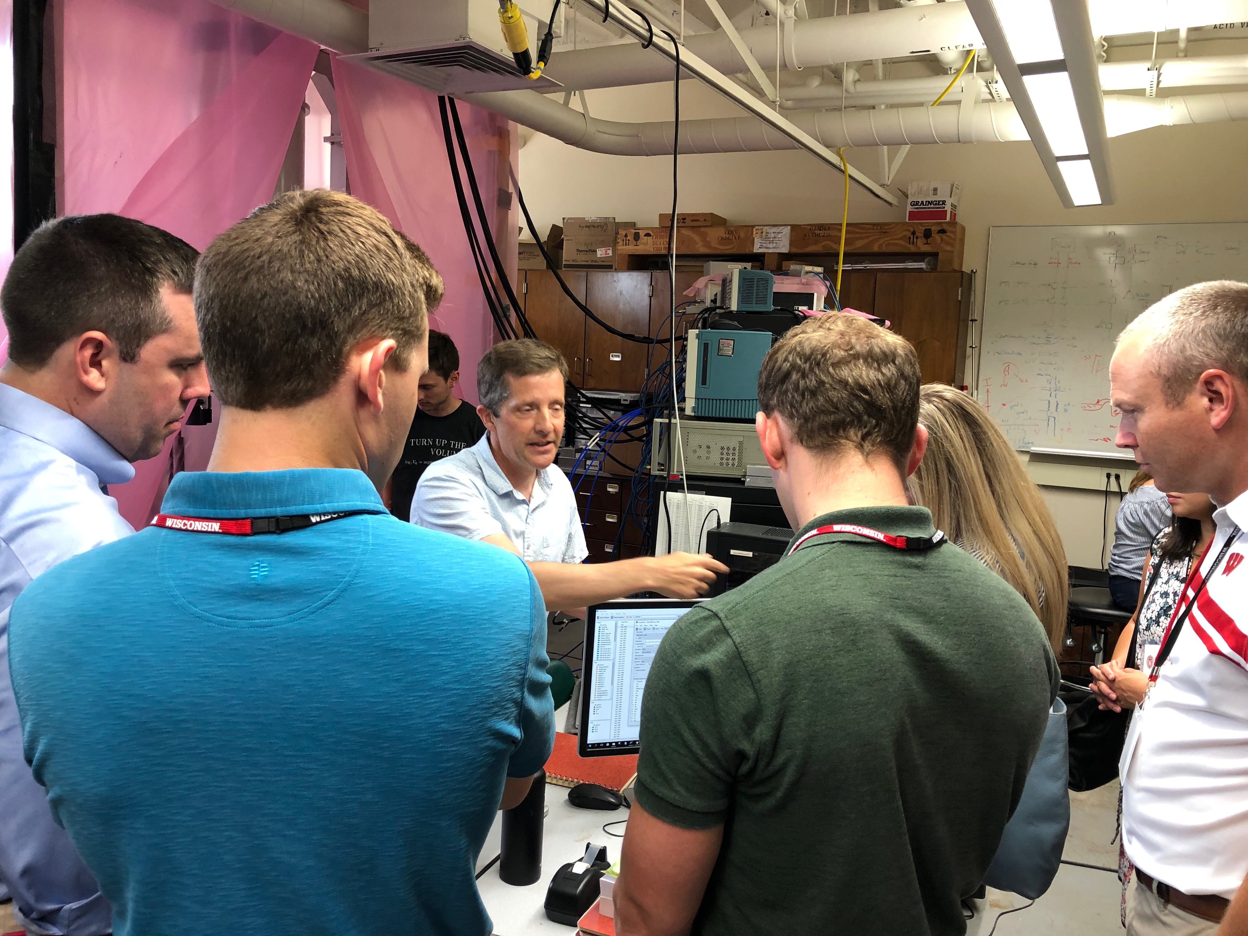 Mark Eriksson earns WARF named professorship – Department of Physics ...