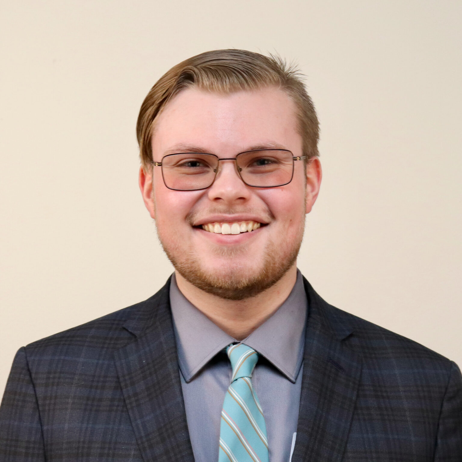 Two physics students win presentation awards at APS April Meeting ...